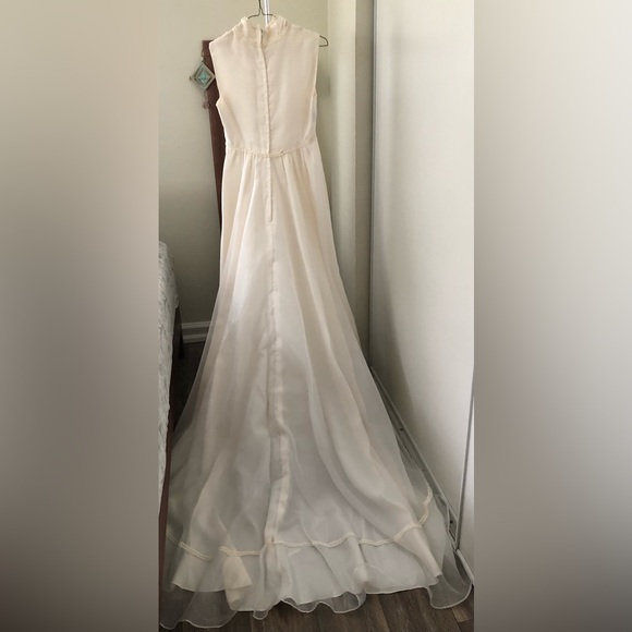 Montgomery Ward | Dresses | Montgomery Ward 7s Vintage Wedding Dress ...